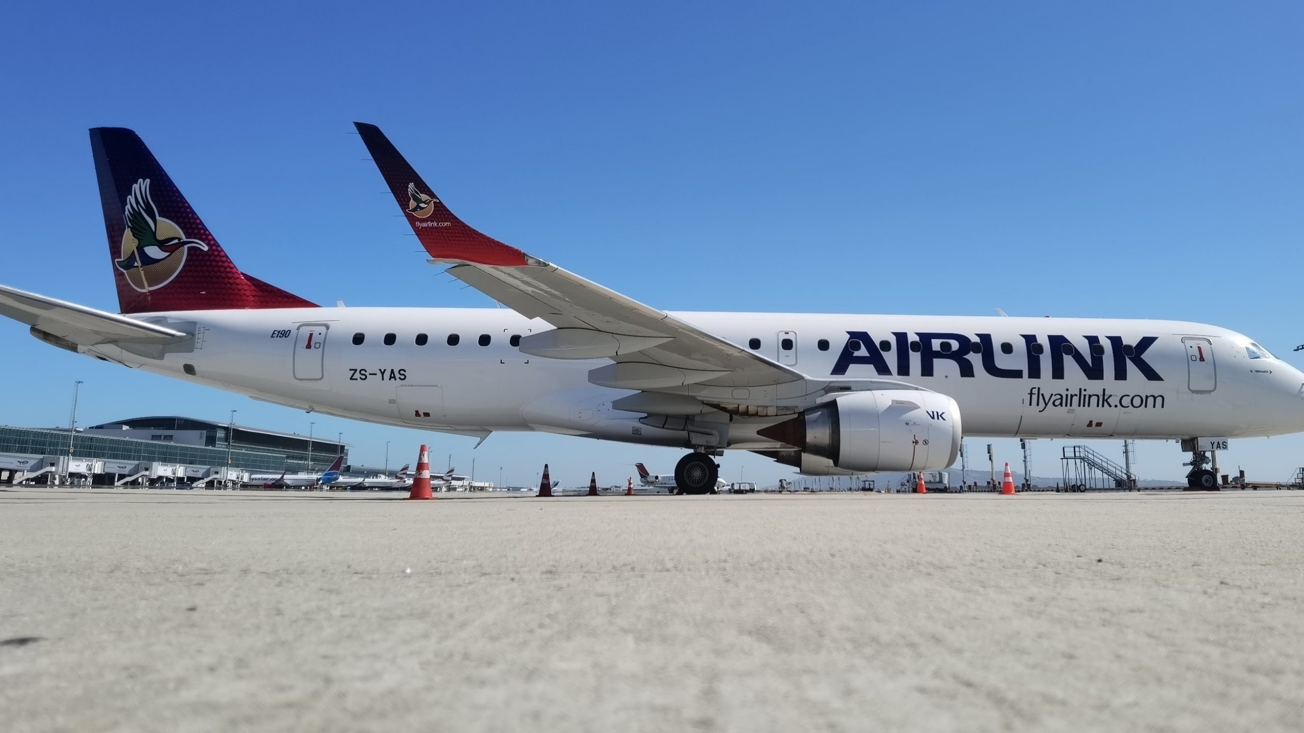 Airlink boosts Nairobi service to 10 flights, adds night departures ...
